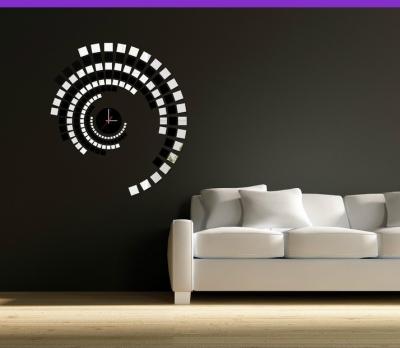 China Fashion round shaped wall clock 3d unique design silver wall clock PS mirror wall clock for sale