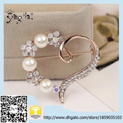 China Fashion rhinestone heart pearl brooch wholesale Women Brooch Pins Jewelry Wedding Decoration for sale