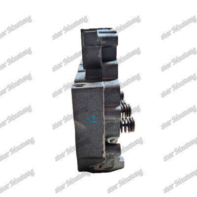 Cina 4D102 Assemblaggio della testa del cilindro del motore 3933370 3966454 3933352 Per ricambi di motore Cummins in vendita