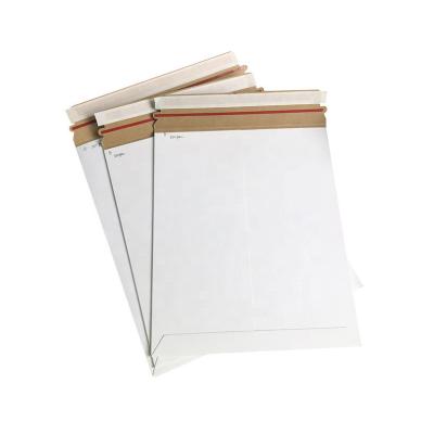 China Paper Mailing Bag Paper Mailing Bag with Adhesive Seal Strip and Custom Logo Printing for Sustainable Shipping Packaging for sale