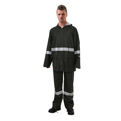 Cina Nastro ad alto riflesso PU Indumenti da pioggia con cappuccio con pantaloni da cuoio G.W. 26KG S-XXXL in impermeabile in vendita