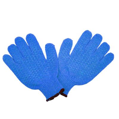 Cina Numero di modello C6071 Guanti di lavoro in cotone antiscivolo T/C a corda a maglia con copertura in PVC crociata in vendita