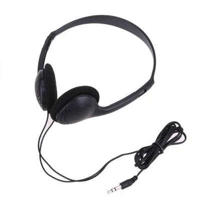China Affordable Foldable Gaming Headset with Stable Connection and 3.5mm Plug Others Chipset 32±2Ω Impedance for sale