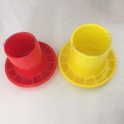 Cina Bevitore di plastica all'aperto del pollo dei vassoi dell'alimentazione del pollame 3kg della griglia in vendita