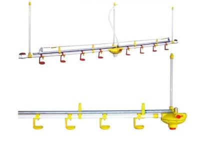 Cina Bevitori quadrati automatici del capezzolo del tubo 22cm*22cm per i polli da arrosto in vendita