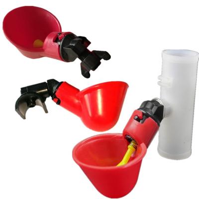 Cina Tazze beventi di plastica di abbeveratoio del pollo dei capezzoli 80mm in vendita