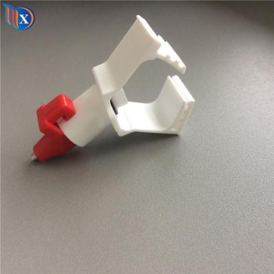 Cina alimentatore del pollo del bevitore del capezzolo dell'acqua di 25mm 22x22mm con il morsetto in vendita