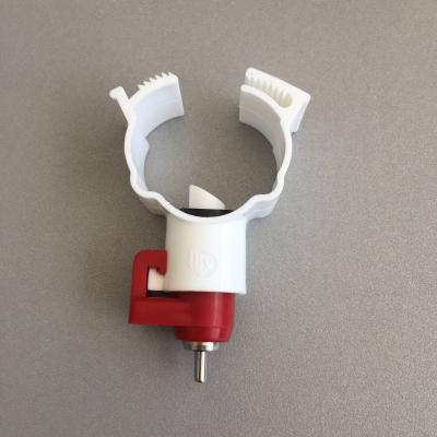 Cina La siringa di Pom Poultry Nipple Drinker Continuous della bocca di abbeveratoio del pollo pipetta il tipo della palla in vendita