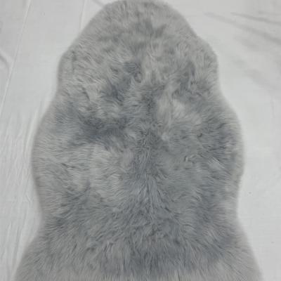 Cina Imitazione Pad di sedile in pelle di pecora grigio Pelliccia sferica pelliccia in vendita