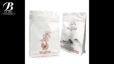 China Custom food packaging bag zip lock bag for food coffee bag with valve for sale