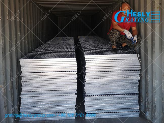 HESLY Galvanised Bar Grating