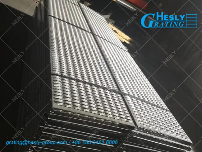 anti skidding safety grating