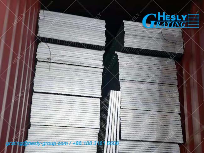 HESLY Galvanised Bar Grating