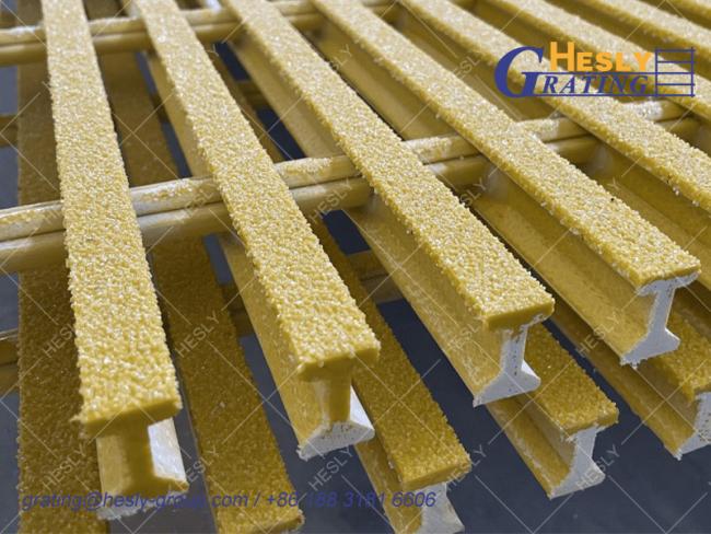 FRP Pultruded grating gritted surface