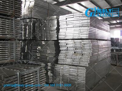 China Scaffolding Steel Planks | 250X3000mm | 1.6mm thickness | 40mm depth | Galvanized | HeslyGrating Factory, China for sale
