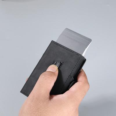 China Low MOQ Mix Modelos RFID Bloqueio Cartões de Alumínio Portfólio Saffiano Leather Card Holder Para Homens à venda