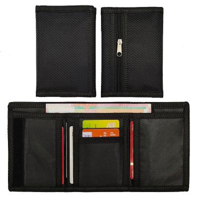 Cina Oxford Nylon Short Trifold Men Zip Around Wallet Con Tasche Di Monete Per Globetrotters in vendita