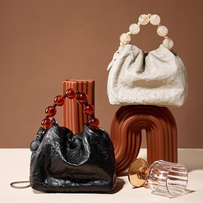 Cina Funzionale e alla moda Tutto in uno Niche Grado di design Perla Hand Bill Shoulder Bag in vendita