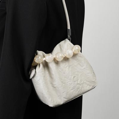 Cina Funzionale e alla moda Tutto in uno Niche Grado di design Perla Hand Bill Shoulder Bag in vendita