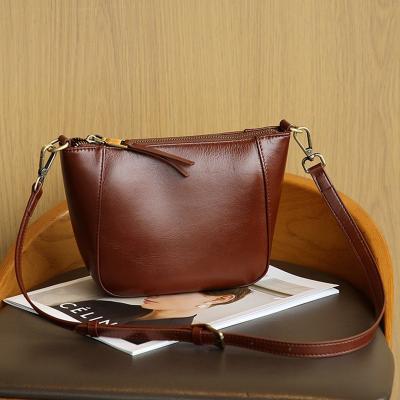 China Small and Popular High End Fashion Simple Shoulder Bag with Custom Logo Avaliable for sale