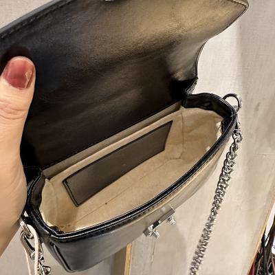 Cina Borsa da donna in pelle originale per la moda 2024 in vendita