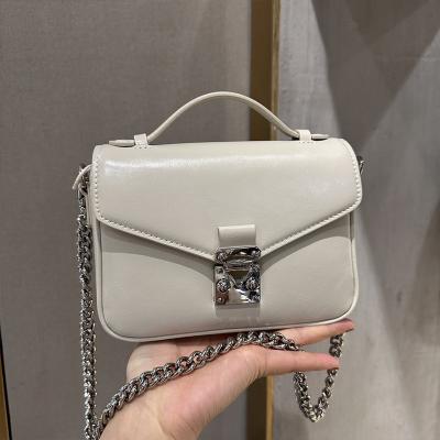 Cina Borsa da donna in pelle originale per la moda 2024 in vendita