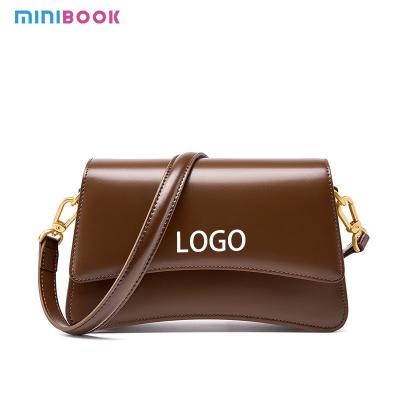 China Low MOQ Mix Models 2024 Luxury Design Mini Leather Flap Crossbody Sling Bags For Women zu verkaufen