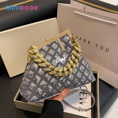 Cina La vita quotidiana delle donne luccicante Sequin Click Evening Clutch Borsa con catena di logo personalizzato in vendita