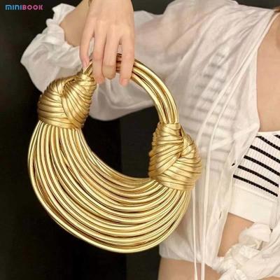 Cina Modello a colori solidi Borsa a spalla a doppio nodo Casual Piccolo Tote artigianale per donne in vendita