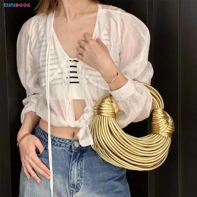 Cina Modello a colori solidi Borsa a spalla a doppio nodo Casual Piccolo Tote artigianale per donne in vendita
