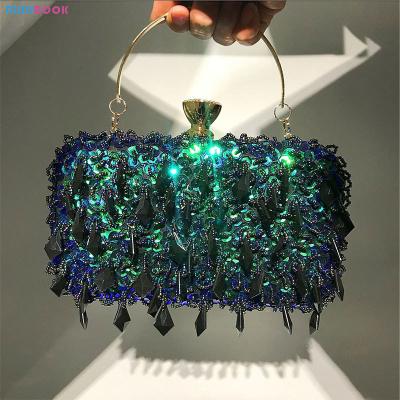 Cina Stylish Sequins Clutch Purse for Ladies Party Luxury Style Wedding Beads Bag in vendita