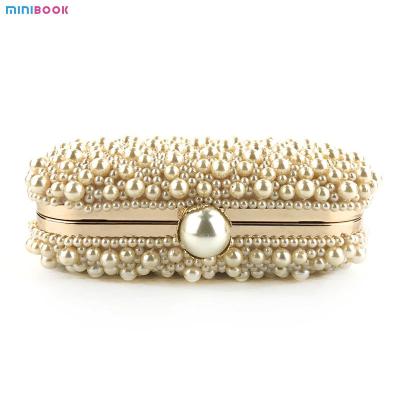 Cina Special Crystals Beaded Pearl Clutch Evening Bags for Women's Wedding Celebrations in vendita