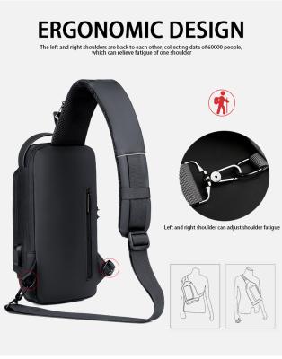 Cina Borsa da petto multifunzione per giocattoli quadricottero e carica USB per tutte le stagioni in vendita