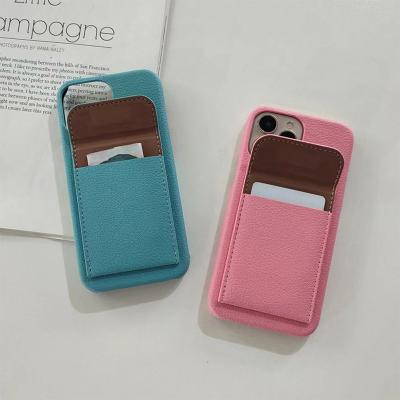 Cina Cassa per telefono in cuoio per portacarte artigianale con caratteristica antiurto e design di lusso in vendita