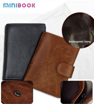 Cina Portafoglio in pelle di mucca da uomo con logo personalizzato, blocco RFID e clip monetario in design vintage in vendita
