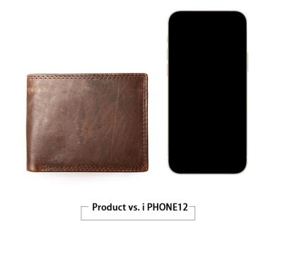 Cina Top Grain Real Leather Vintage Designer Slim Laser Engraving RFID Portafoglio in pelle maschile in vendita