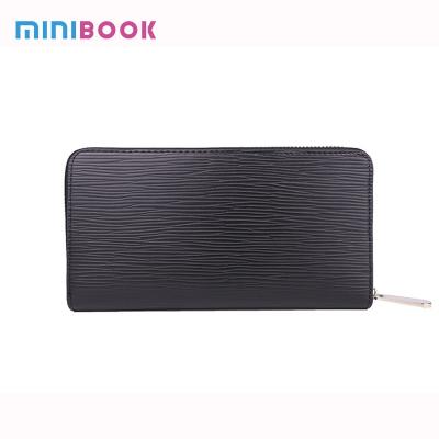 Cina Multi-Function Passport Card Holder Genuine Leather Zipper Long Wallet for Men and Women in vendita