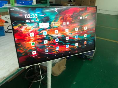 中国 タッチモバイルテレビ スクリーンスタンド バッテリー アンドロイド Google TikTok ディスプレイ内蔵 販売のため