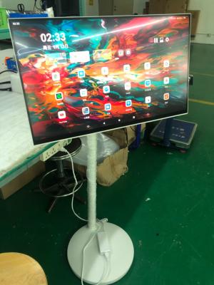 中国 タッチモバイルテレビ スクリーンスタンド バッテリー アンドロイド Google TikTok ディスプレイ内蔵 販売のため