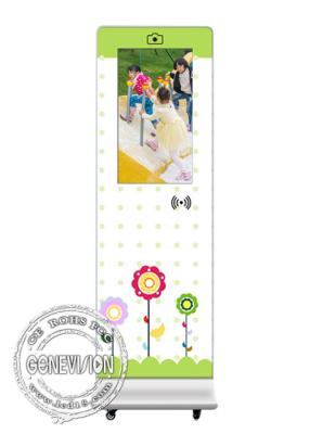 China Kids Education Institution Touch Screen Kiosk 32 Inch Portable NFC Camera Logo Printing for sale