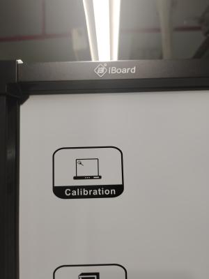 중국 19년 공장 도매 광시야각 저장 습도 IWB 인터랙티브 화이트보드 뛰어난 디스플레이 효과 인터랙티브 전자 화이트보드 10 터치 포인트 IR 적외선 기술 판매용