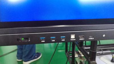 Китай IBoard Factory Wholesale Интерактивный сенсорный экран Монитор 2 мм Точность 15W * 2 или 20W * 2 Динамики и беспроводная проекция экрана Интерактивная доска продается