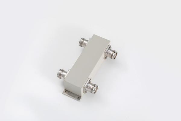 550-6000MHz 2in2out 4.3-10F/NF Hybrid Coupler