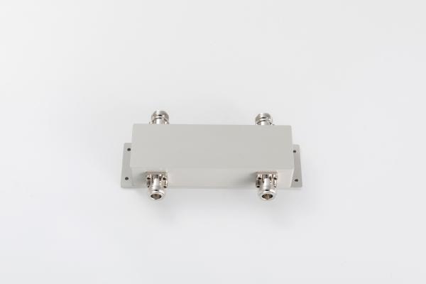 550-6000MHz 2in2out 4.3-10F/NF Hybrid Coupler