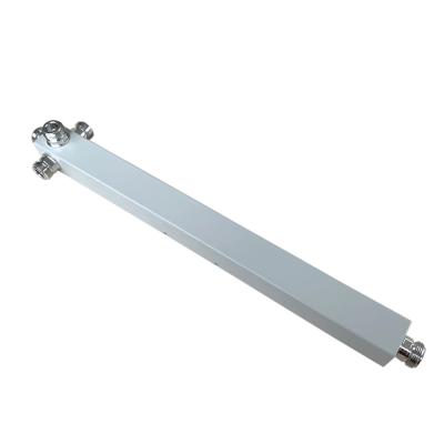 Cina IP65 resistente all'acqua Reattiva RF Antenna Splitter 4 Way Power Divider N Femminile in vendita