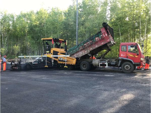 Quality Digital Control Averaging Leveling Beam For Precise Asphalt Paving In Engineerin for sale