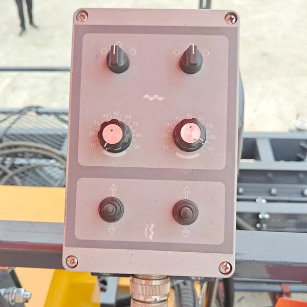 Quality 4.5m Concrete Road Paver Machine Rear Mounted Mold Cement Slipform Paver for sale