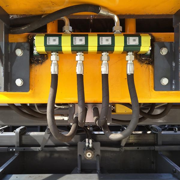 Quality High Pressure Common Rail Control Slipform Paver For National III Emission for sale