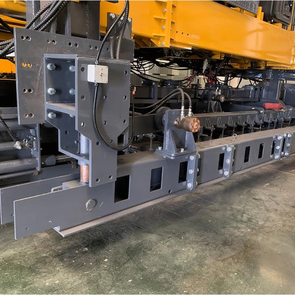 Quality 6 Meter Cement Concrete Slip Form Paver With High Vibration Frequency for sale