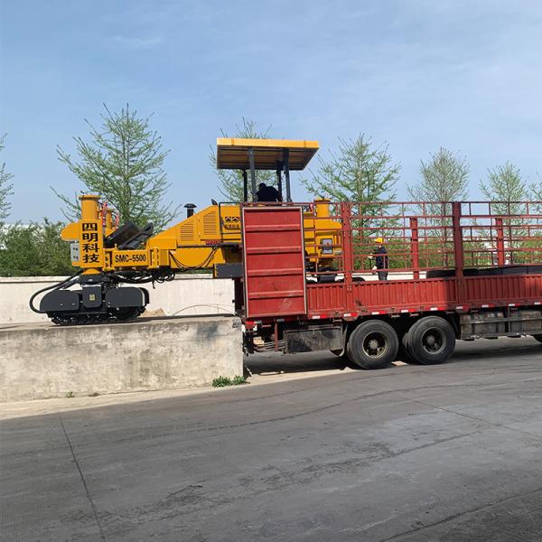Quality 2500mm Wide Slipform Paver For Anti Collision Walls And Drainage Ditches for sale